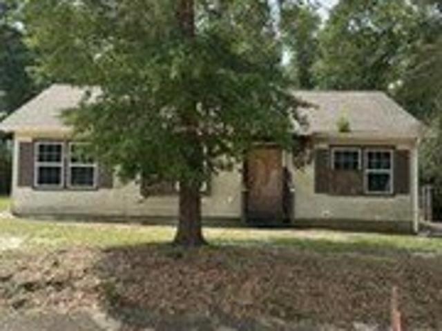 127 W Orange Blossom Ave, Defuniak Springs, FL 32433