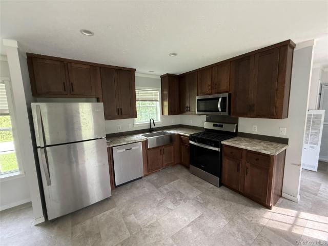 127 Woodcrest Drive