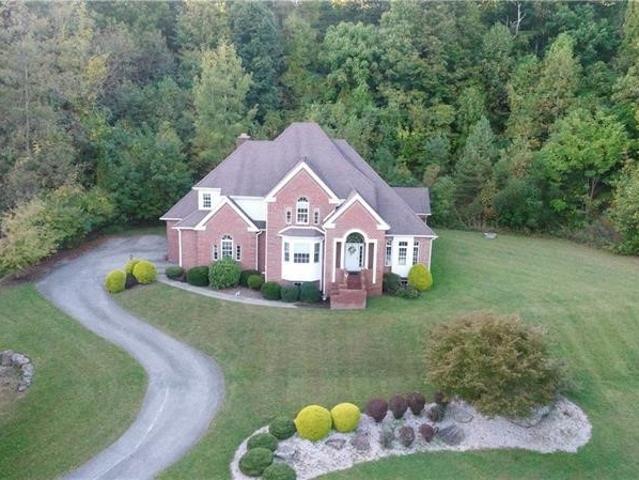 127 Woodhaven Dr