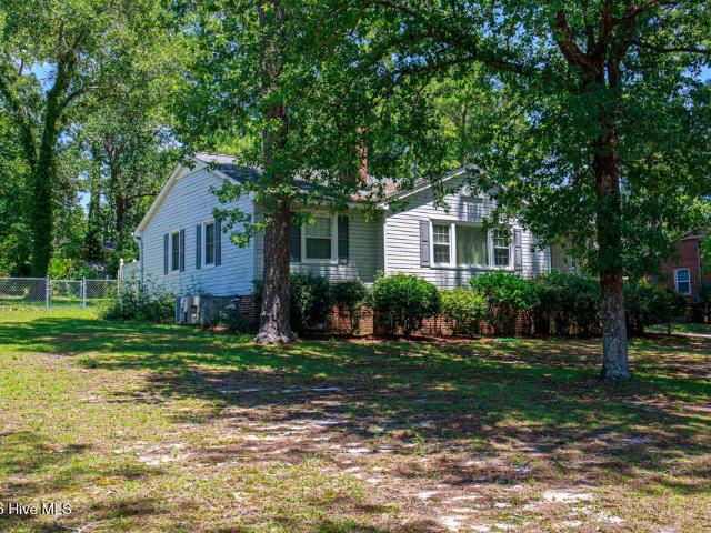127 Woodland Road