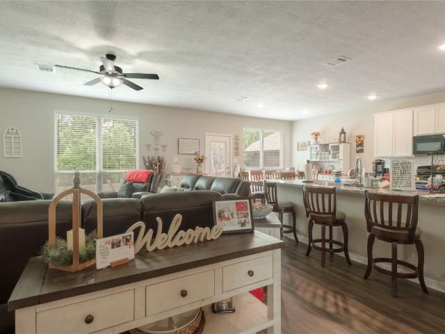 127 Worley Way