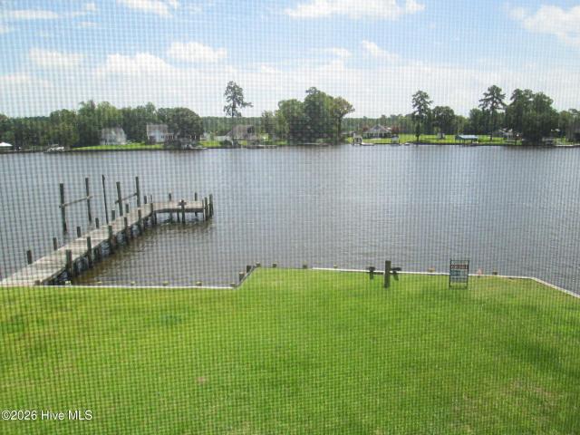 127 Waterside Drive