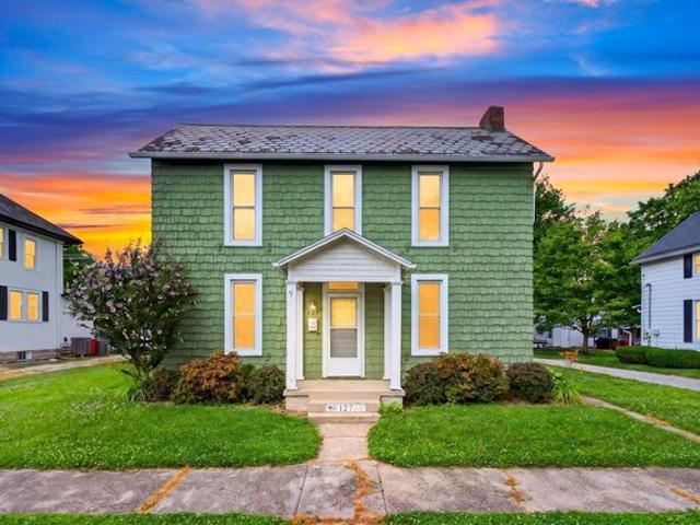127 Walnut St, Ashville, OH 43103