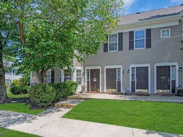 127 Williamson Ct, Bridgewater Twp, NJ 08807