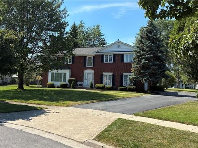 127 Troy View Ln, Williamsville, NY 14221
