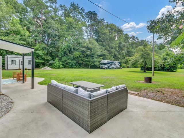 127 United Lane