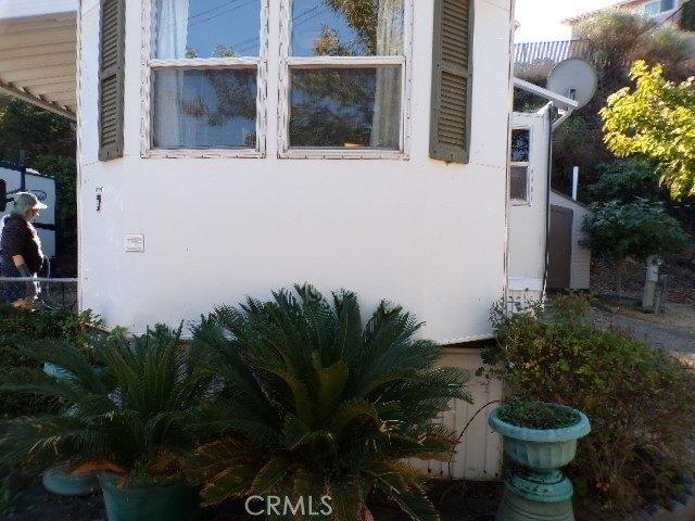 12840 Island Dr, Clearlake Oaks, CA 95423