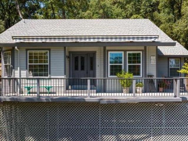 12844 Roadrunner Dr, Penn Valley, CA 95946