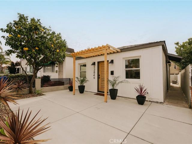 12846 Short Ave, Los Angeles, CA 90066 | MLS #DW26070 | Compass