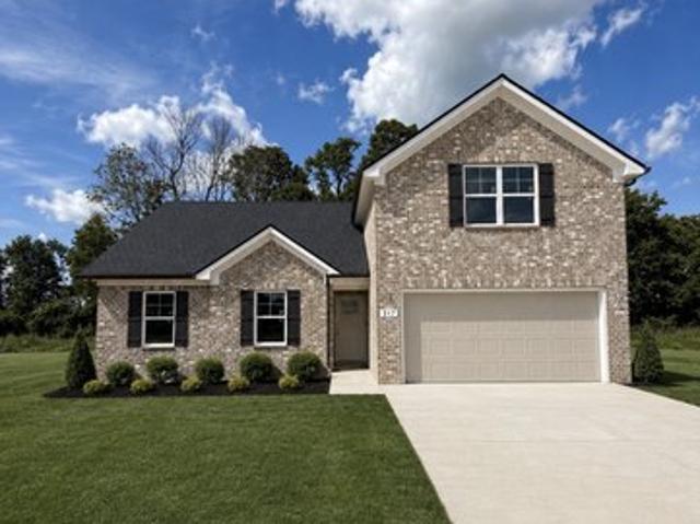 1284 Amber Hills Dr, Ashland City, TN 37015