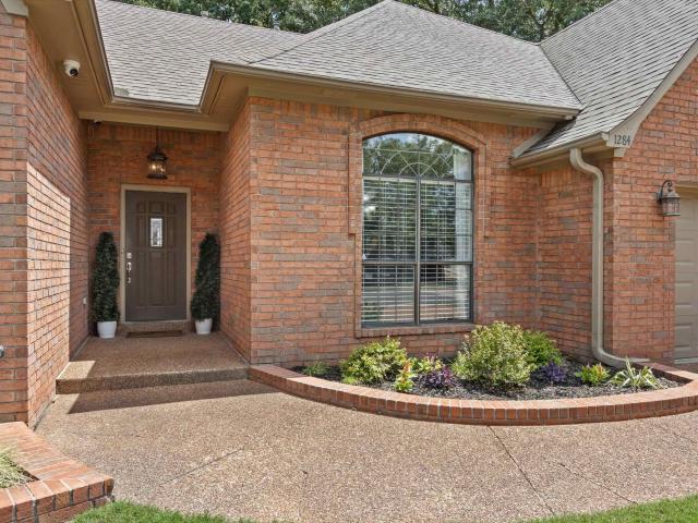 1284 grey wolf dr