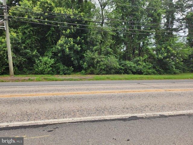 1284 Hurffville Rd, Deptford, NJ 08096