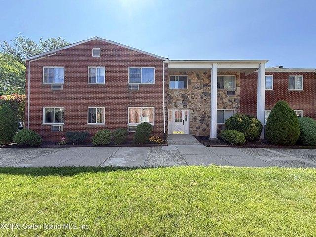 1284 Rockland Ave Apt 1C, Staten Island, NY 10314