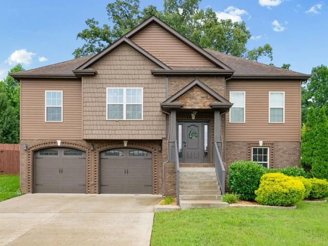 1284 Viewmont Dr, Clarksville, TN 37040