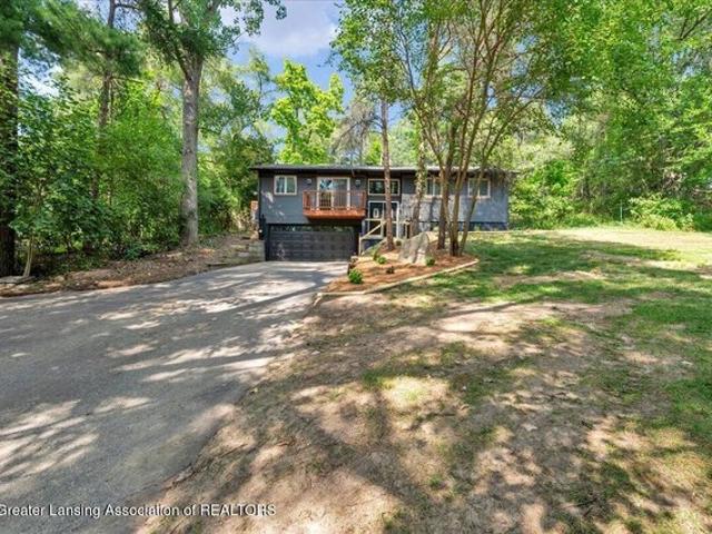 1284 W Dansville Rd, Mason, MI 48854