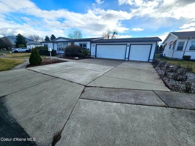 1284 W Linwood Dr, Hayden, ID 83835 | Compass