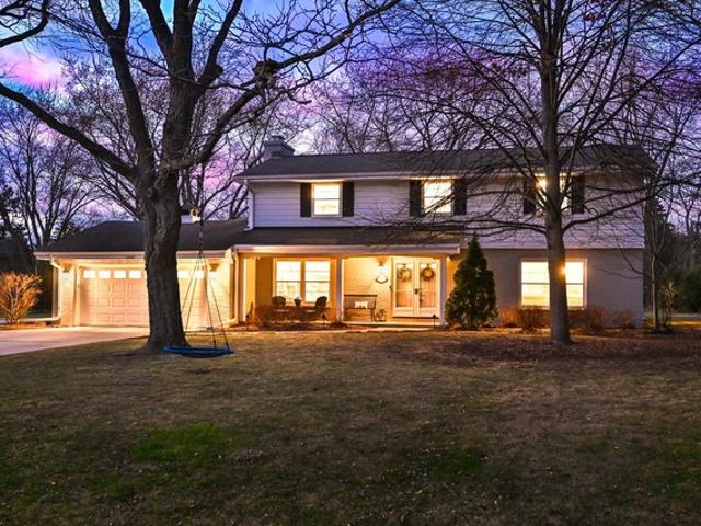 12850 Wrayburn Rd, Elm Grove, WI 53122