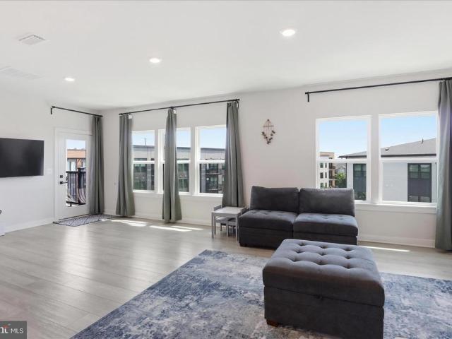 12850 Mosaic Park Way # 2Y