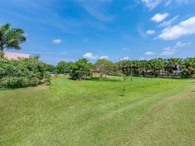 12851 Luray Rd, Southwest Ranches, FL 33330 | MLS #A11939
