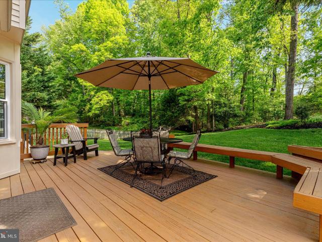 12852 Valleywood Dr, Woodbridge, VA 22192 | MLS #VAPW2117 | Compass