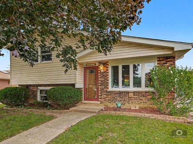 12855 Crestbrook Ct, Crestwood, IL 60418