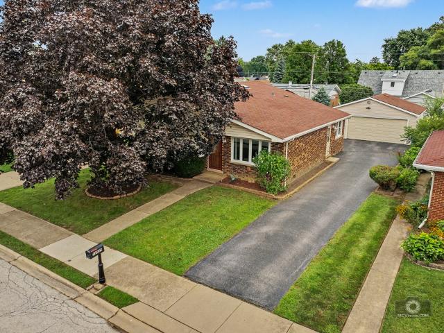 12855 Crestbrook Court
