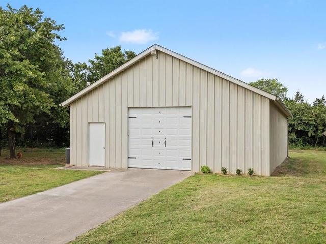 1285 Bradford Place