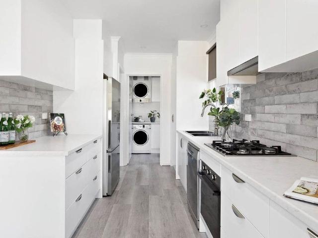 1/285 Canterbury Road