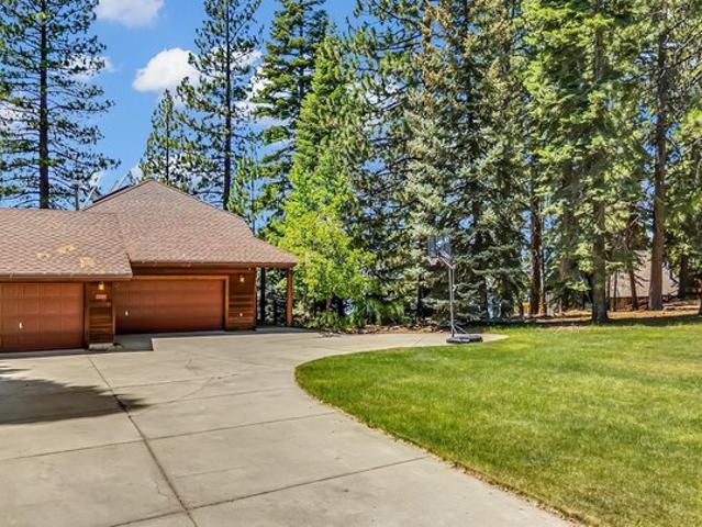 1285 Lassen View Dr, Lake Almanor, CA 96137
