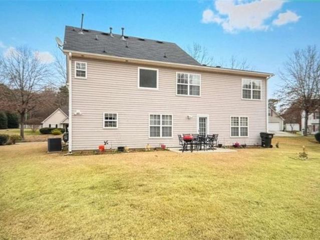 1285 Stephens Pond Vw, Loganville, GA 30052