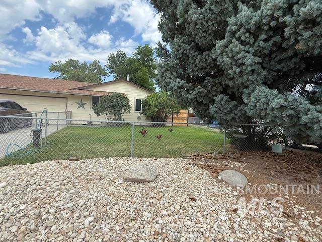 1285 S Jade Ave, Meridian, ID 83642 | MLS #98953 | Compass