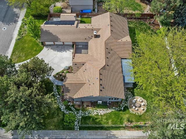 1285 S Whipoorwill Way