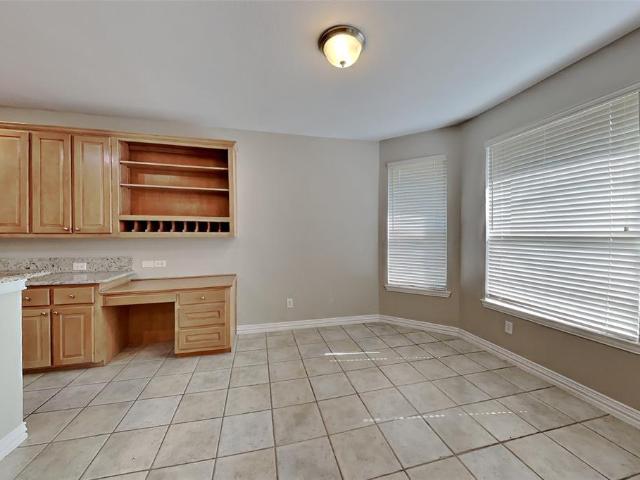 1285 Shores Boulevard