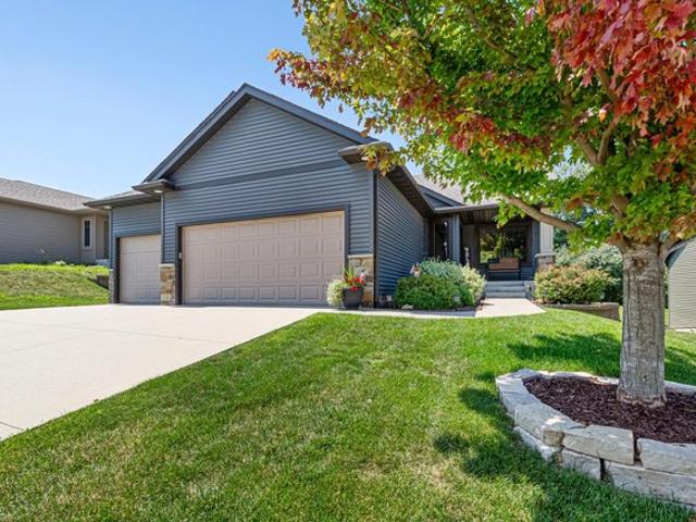 1285 Turnberry Dr SE, Rochester, MN 55904
