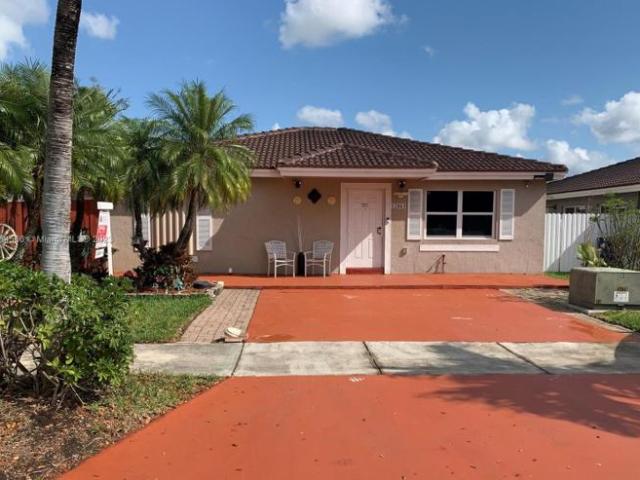 12863 256th Ter SW, Homestead, FL 33032