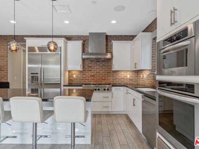 12860 S Seaglass Cir, Los Angeles, CA 90094 | Compass