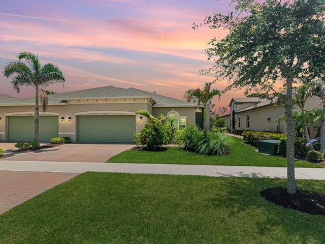 12860 SW Lake Fern Cir, Port Saint Lucie, FL 34987