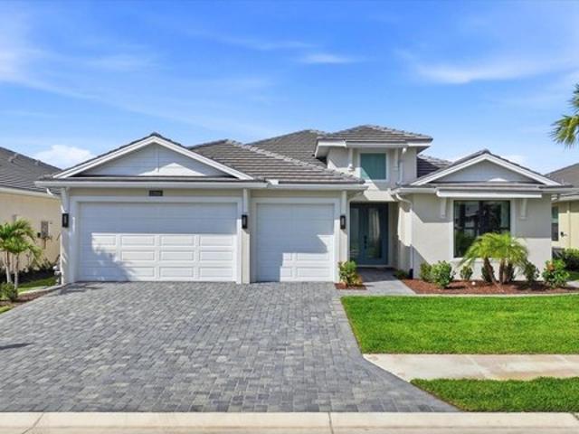 12866 Pinnacle Ln, Venice, FL 34293