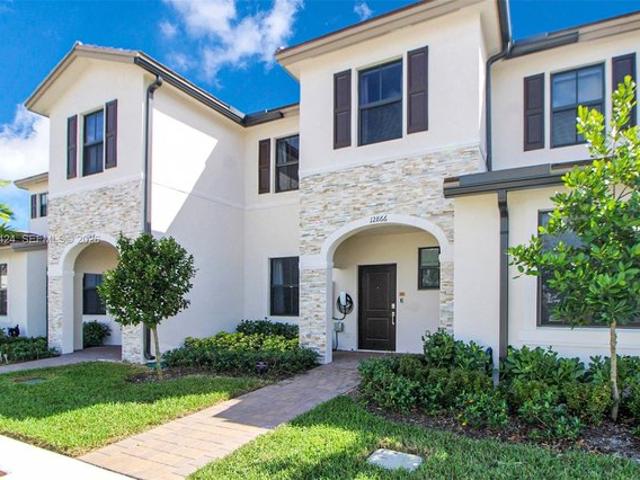 12866 SW 232nd Ln, Homestead, FL 33032