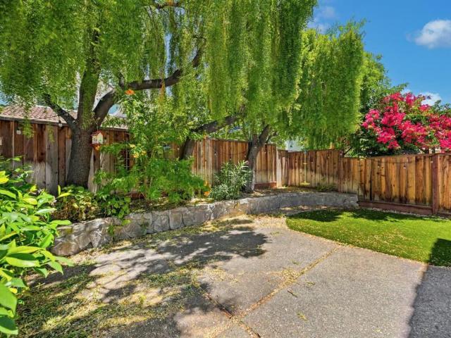 1286 Crestpoint Drive