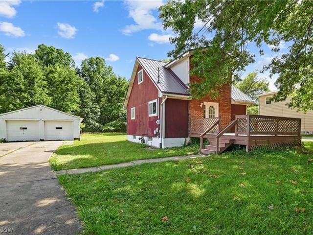 1286 Deforest Rd SE, Warren, OH 44484