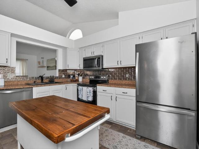 1286 Harbor Court