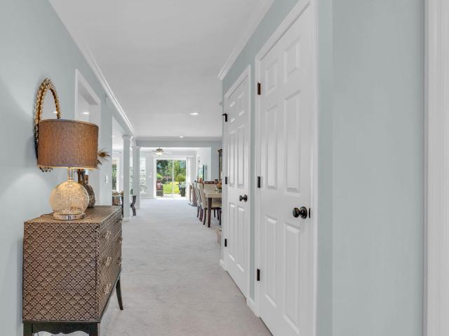 1286 Leaside Lane