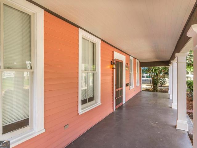 1286 Linden Avenue