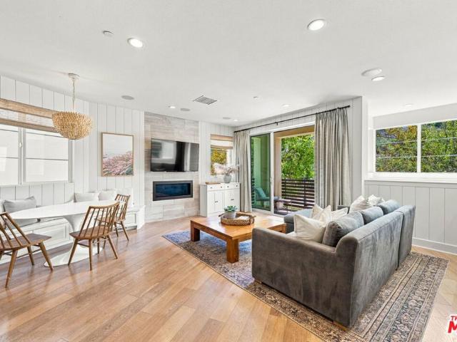 12876 S Seaglass Circle