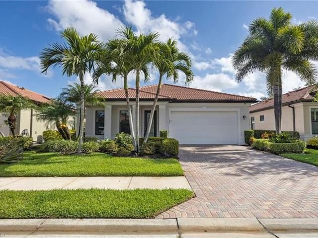 1287 Manado Dr, Naples, FL 34113