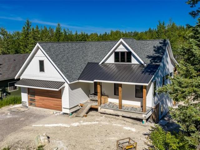 1287 Oakmont Ln, Columbia Falls, MT 59912