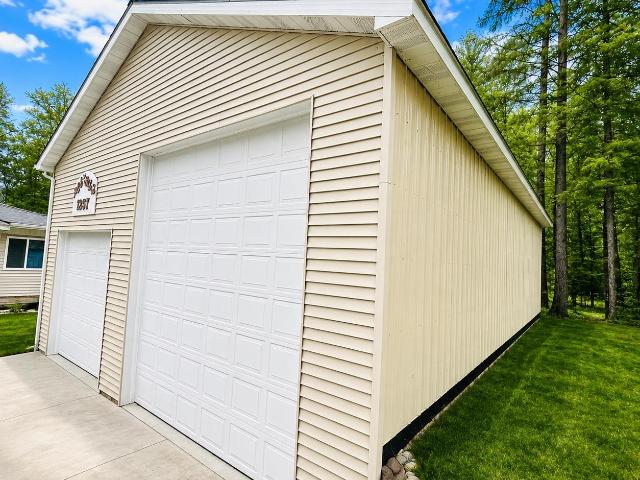 1287 Adams Drive