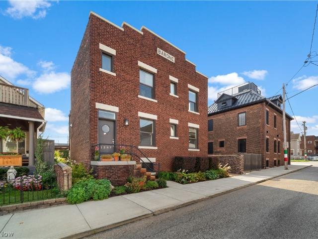 1287 W 69th Street
