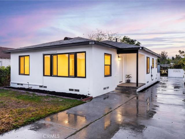 1287 W 8th St, San Bernardino, CA 92411 | MLS #CV26059 | Compass